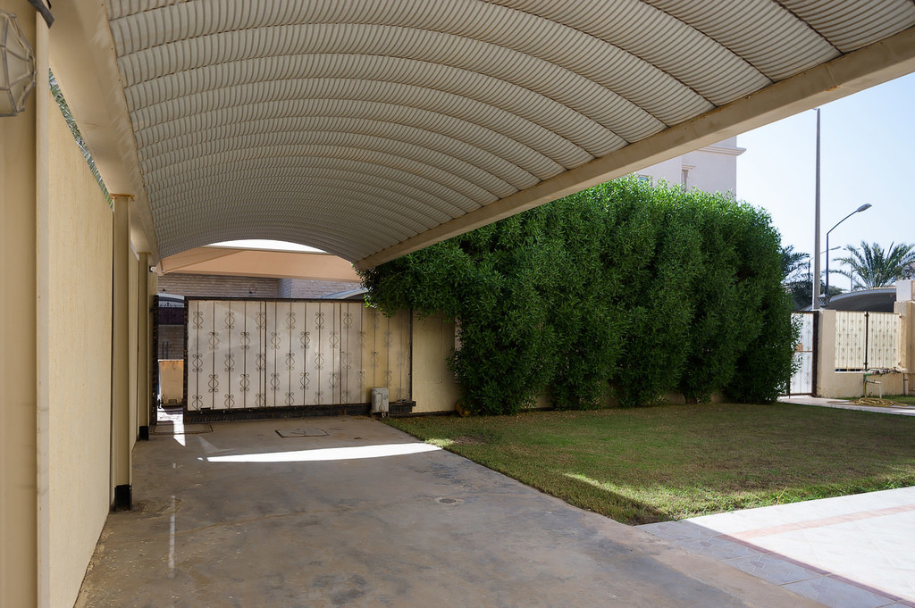 West Mishref - large, unfurnished, five bedroom villa w/garden Horizon ...