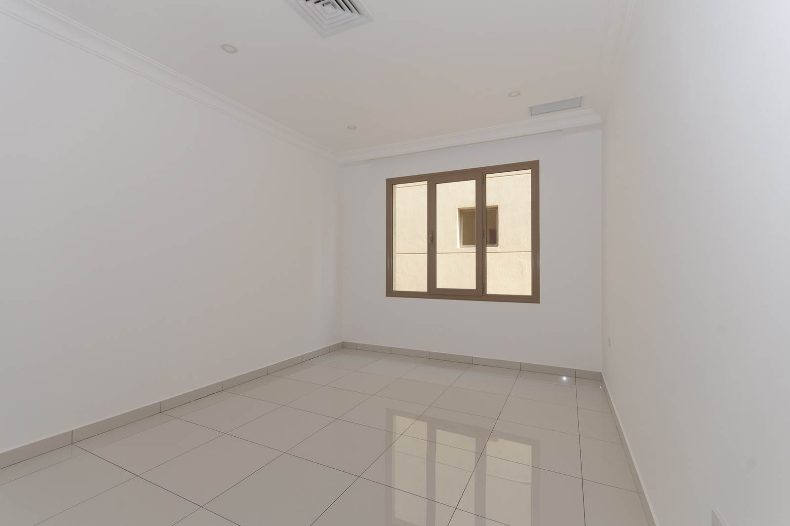 Funaitees - modern, unfurnished three bedroom apartment Horizon Q8 ...