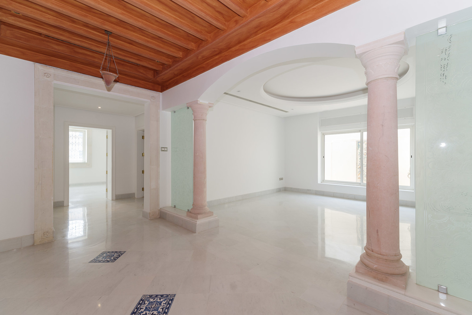 Qortuba - lovely, stylish 6 bedroom villa w/garden Horizon Q8 & Yarmouk ...