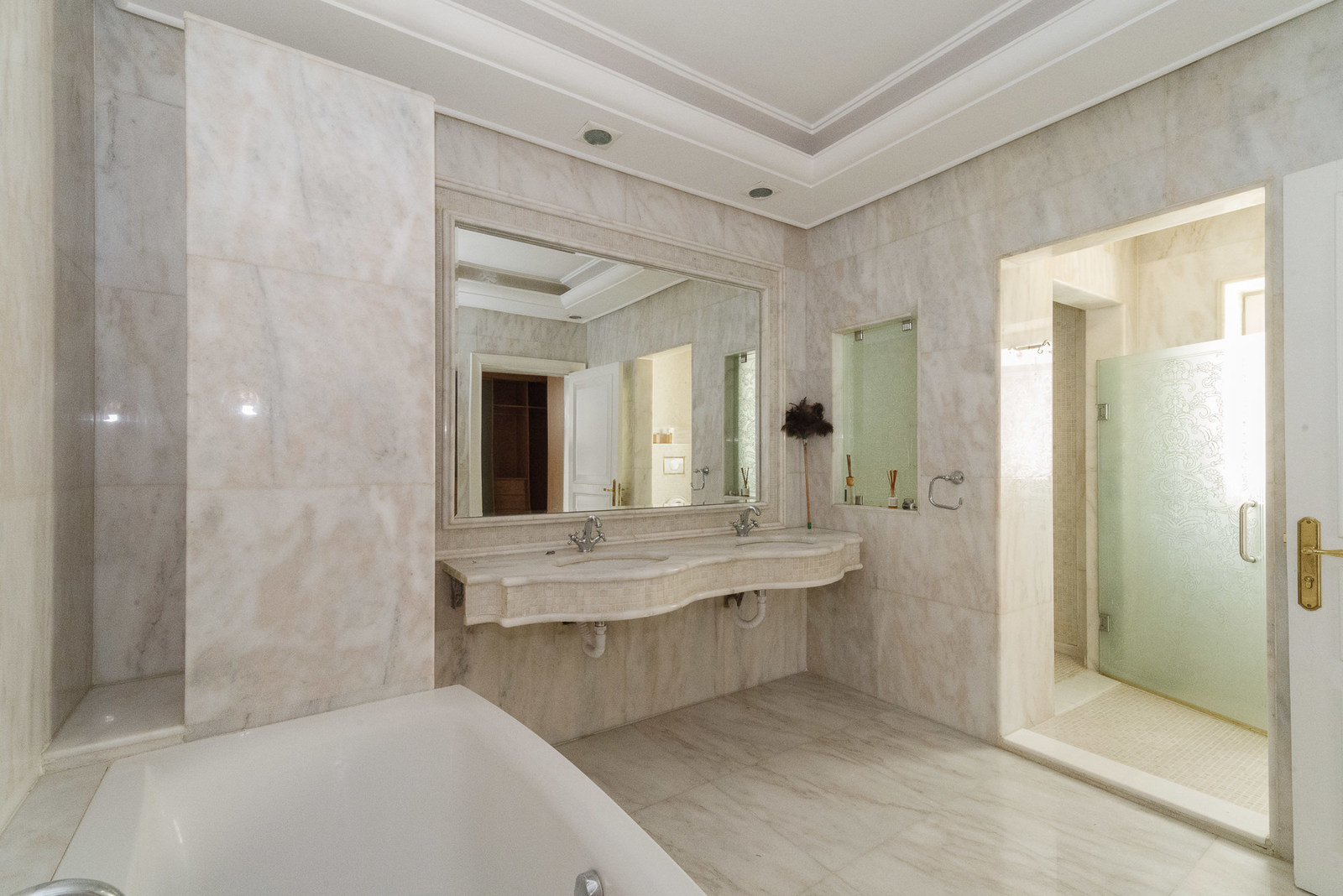 Qortuba - lovely, stylish 6 bedroom villa w/garden Horizon Q8 & Yarmouk ...