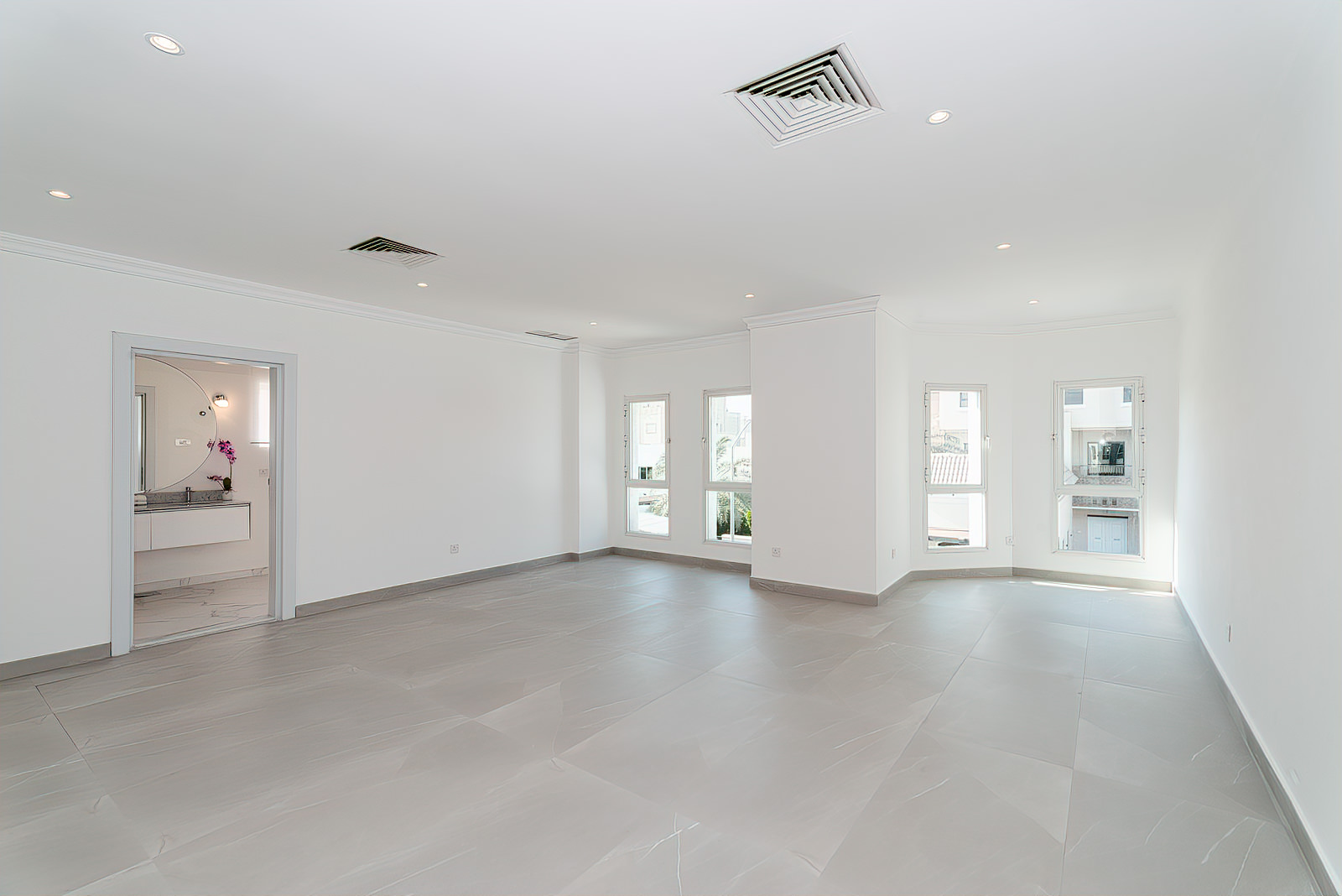 Mishref - beautiful, spacious four bedroom villa w/garden Horizon Q8 ...