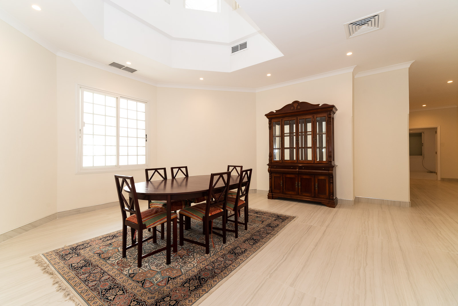 Qortuba - lovely, spacious, four bedroom floor Horizon Q8 & Yarmouk ...
