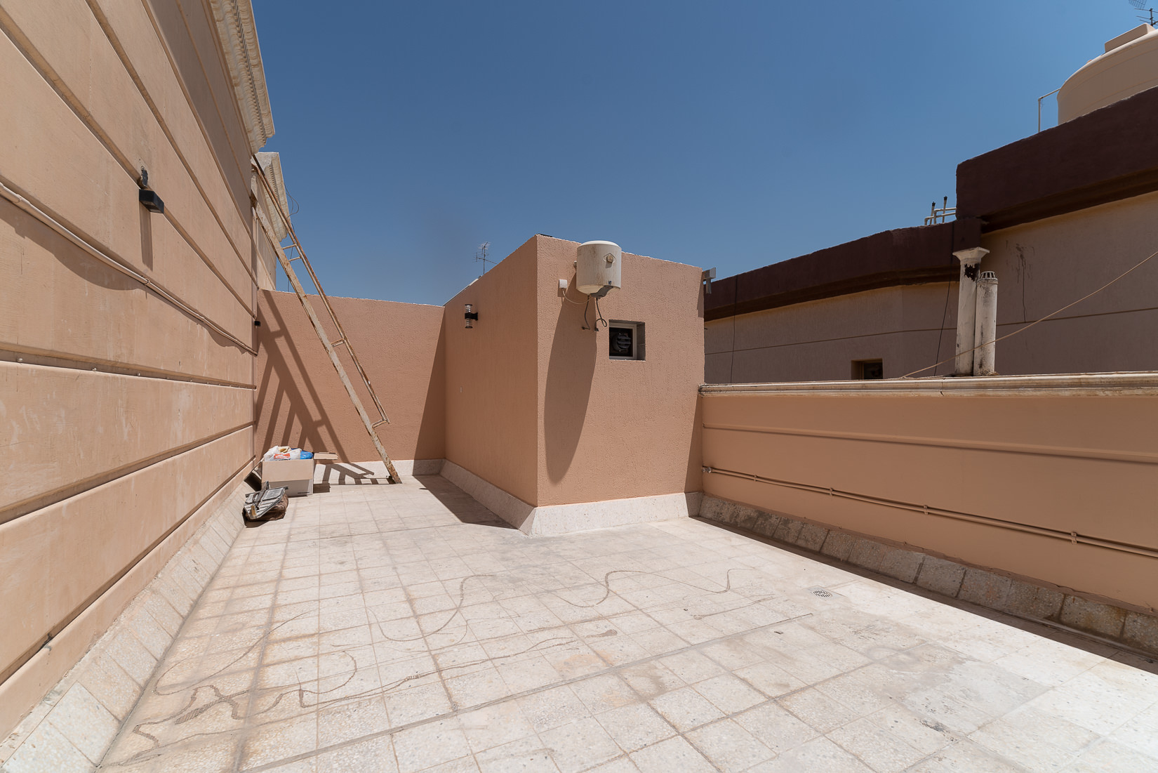 Qortuba - unfurnished, four bedroom floor w/roof terrace Horizon Q8 ...
