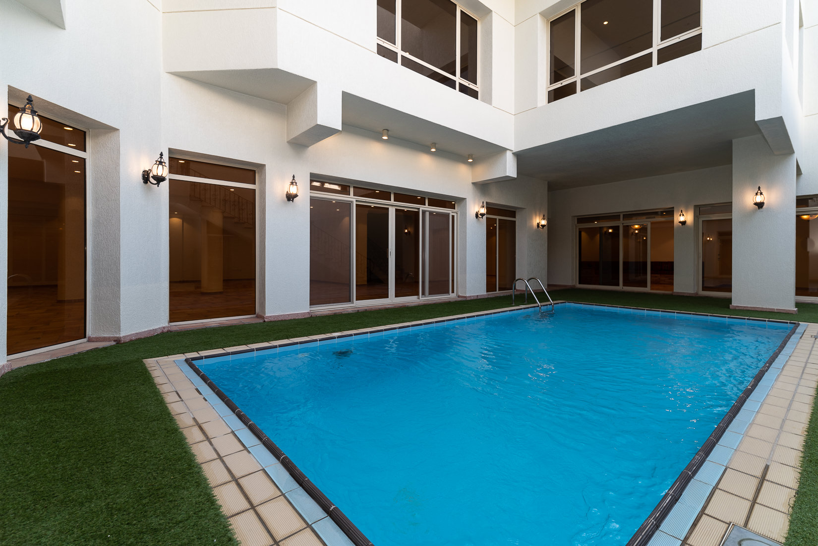 Surra - fantastic, unfurnished villa w/private pool Horizon Q8 ...