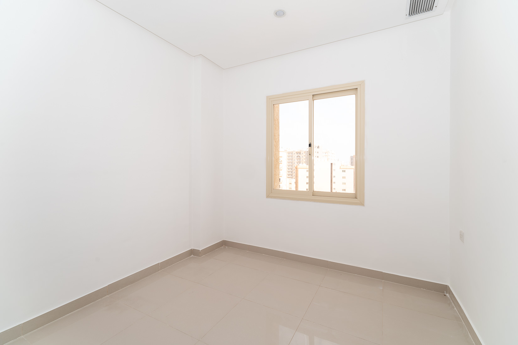 Maidan Hawally - furnished and unfurnished, two bedroom apartments ...