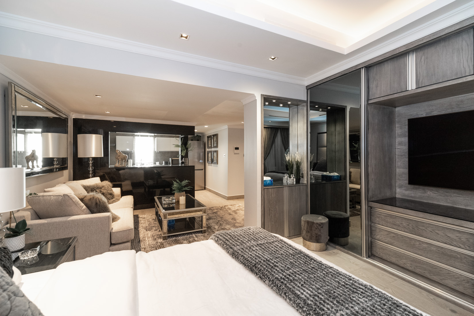 Salwa - elegant, furnished, executive studio apartment Horizon Q8 ...