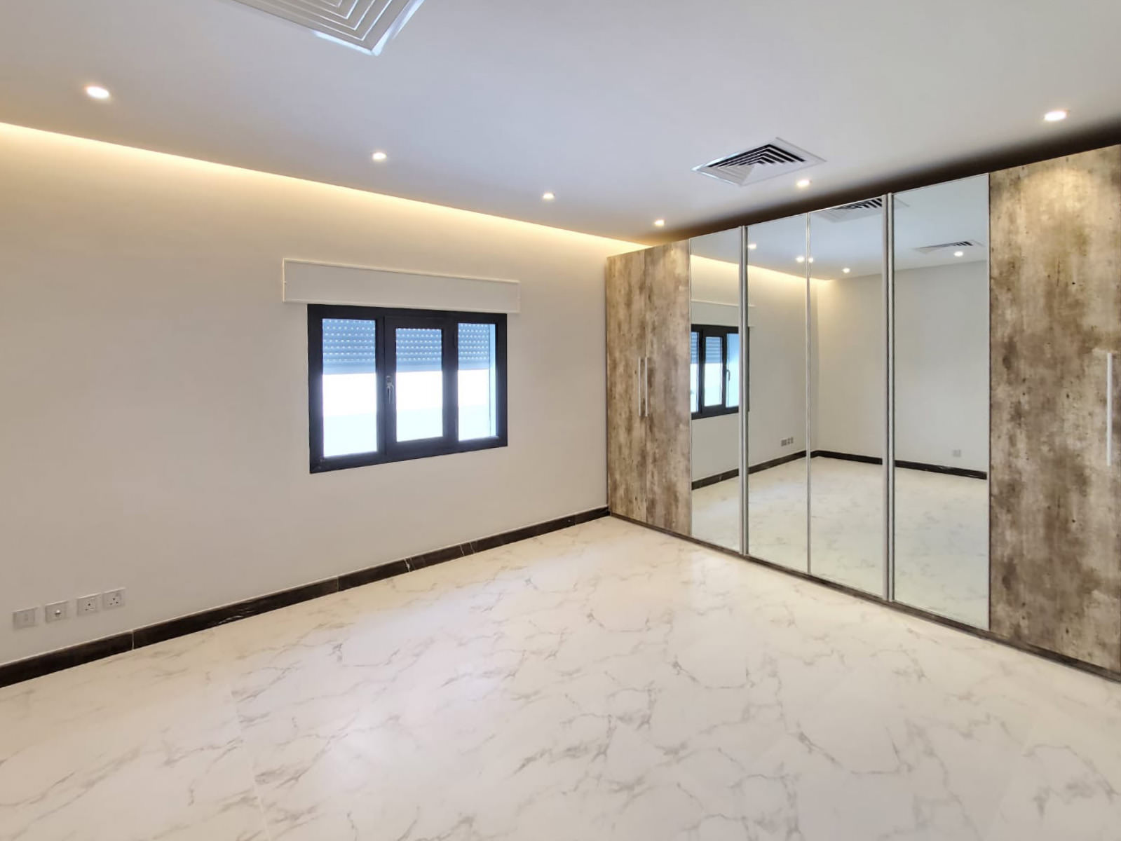 Mishref - one floor, unfurnished 4 bedrooms villa w/garden Horizon Q8 ...