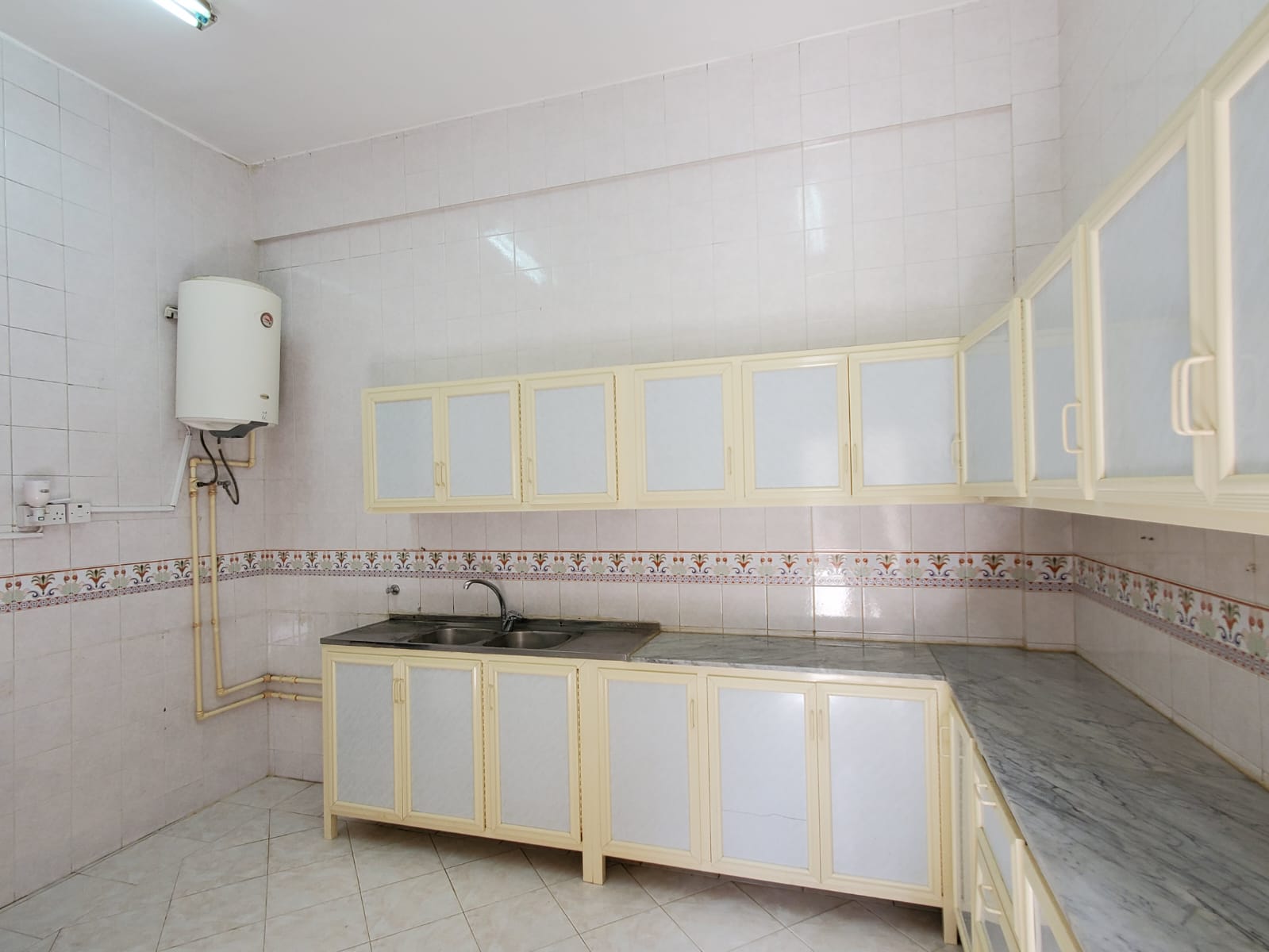 Qortuba - unfurnished ground floor w/garden Horizon Q8 & Yarmouk United ...
