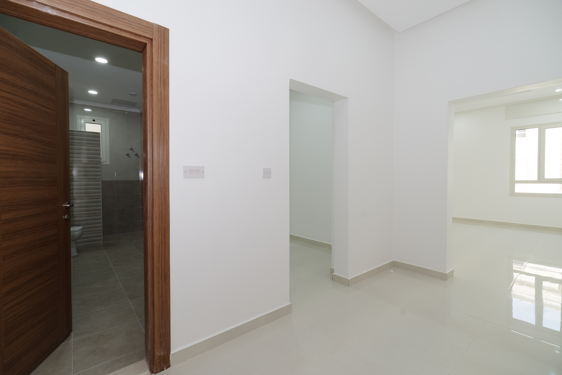 Salam - 450m2, unfurnished three master bedroom floor Horizon Q8 ...