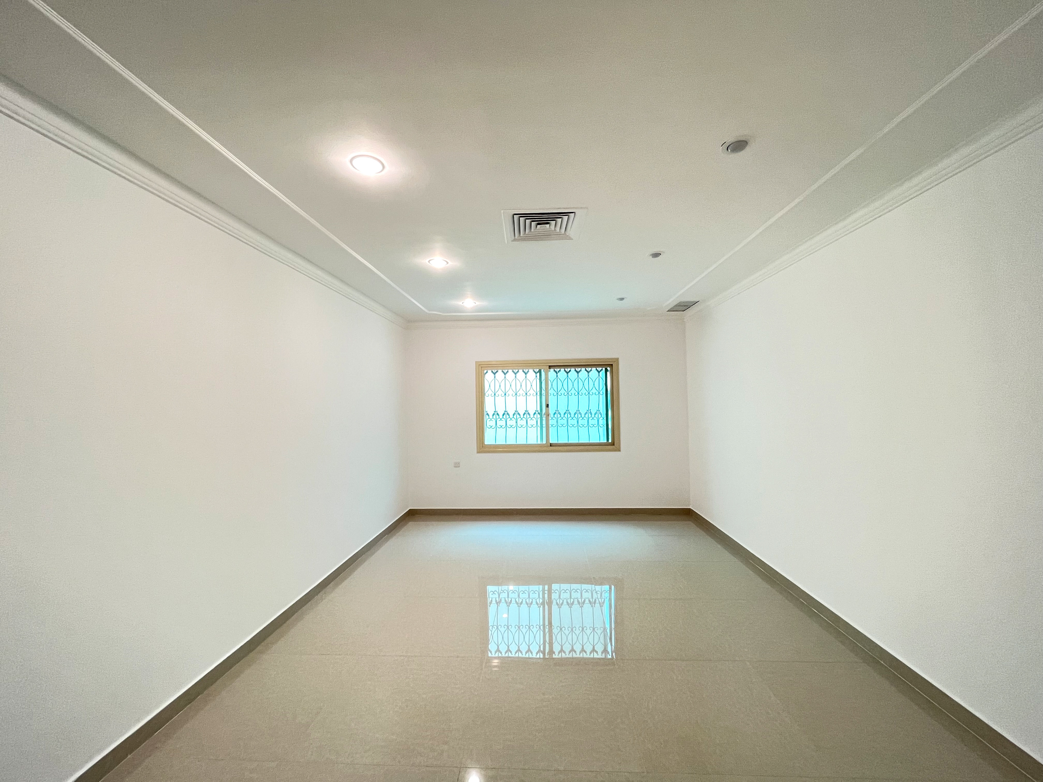 Qortuba - great, spacious five bedroom floor w/roof terrace Horizon Q8 ...
