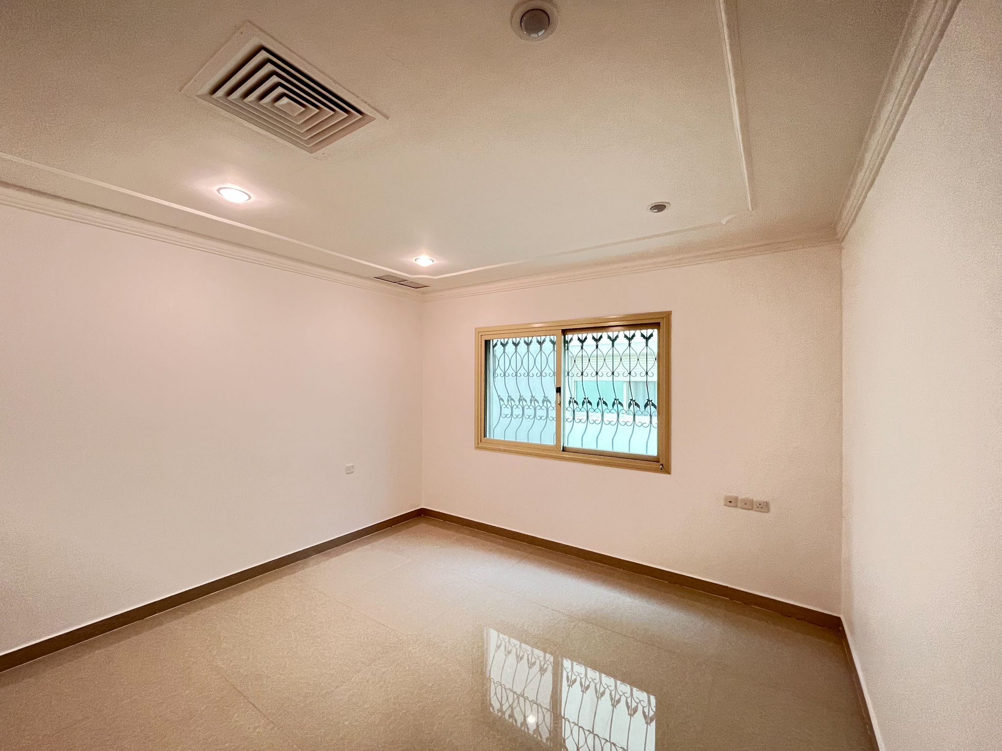 Qortuba - great, spacious five bedroom floor w/roof terrace Horizon Q8 ...