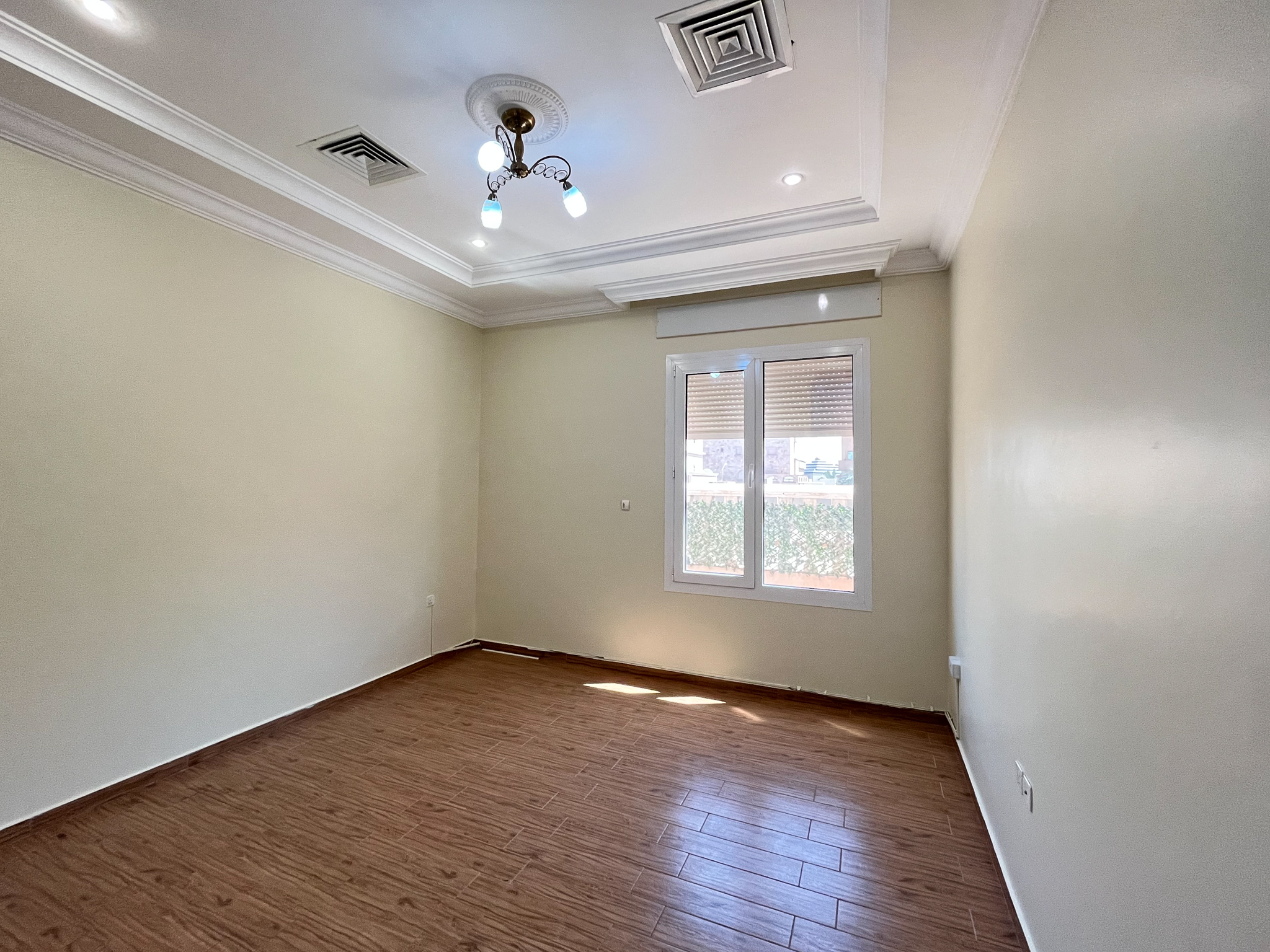 Salam - lovely, unfunished four bedroom floor Horizon Q8 & Yarmouk ...