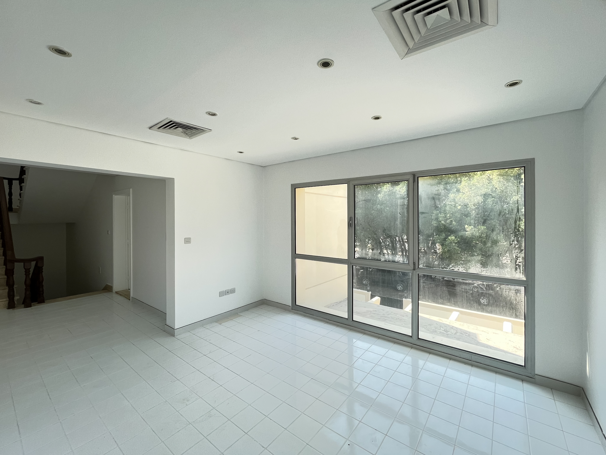 Al Bida - nice, four bedroom villa w/garden Horizon Q8 & Yarmouk United ...