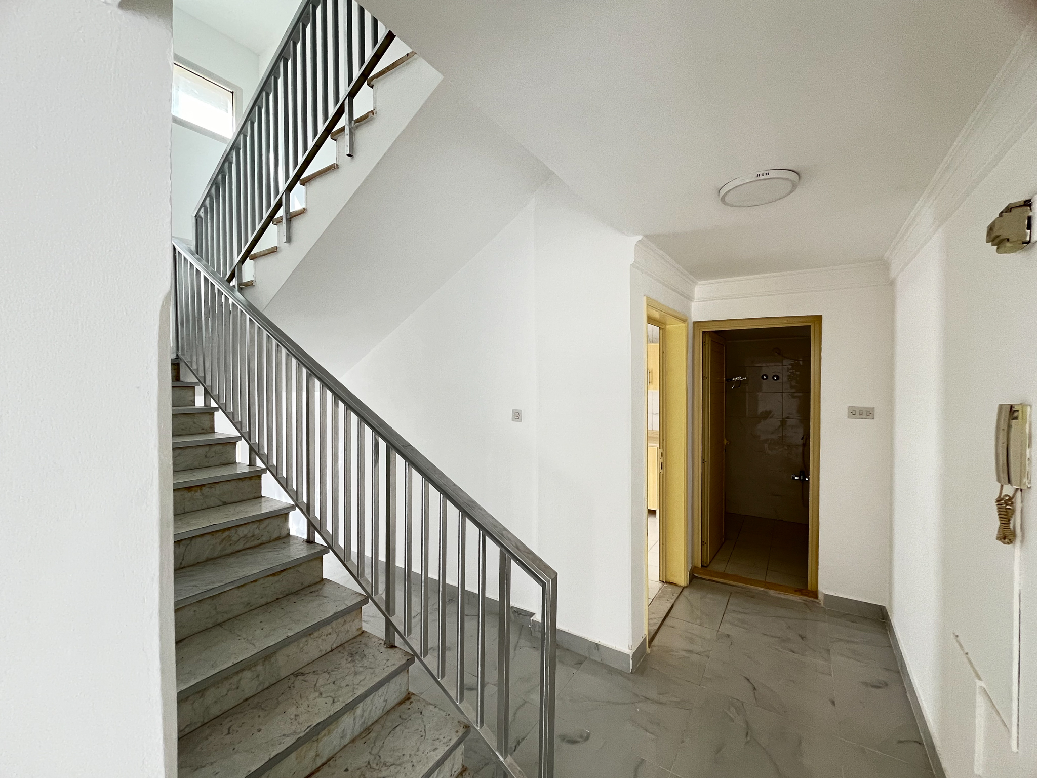 Jabriya - older, well kept, four bedroom villas w/yard Horizon Q8 ...