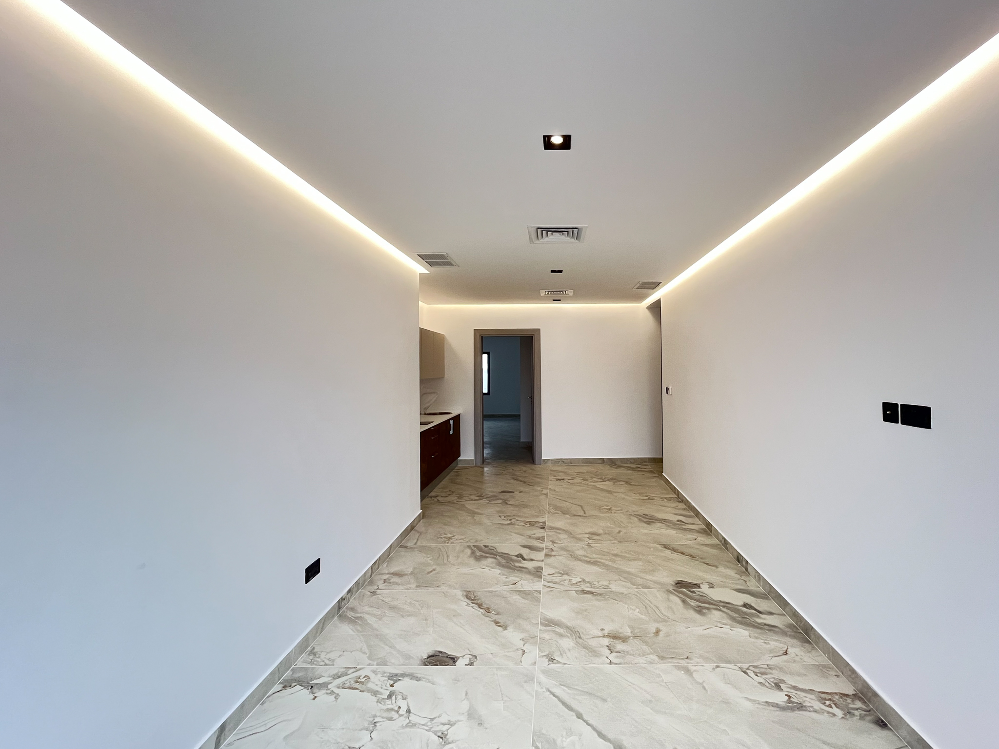 Shamiya- brand new, four master bedroom villas /private yards Horizon ...