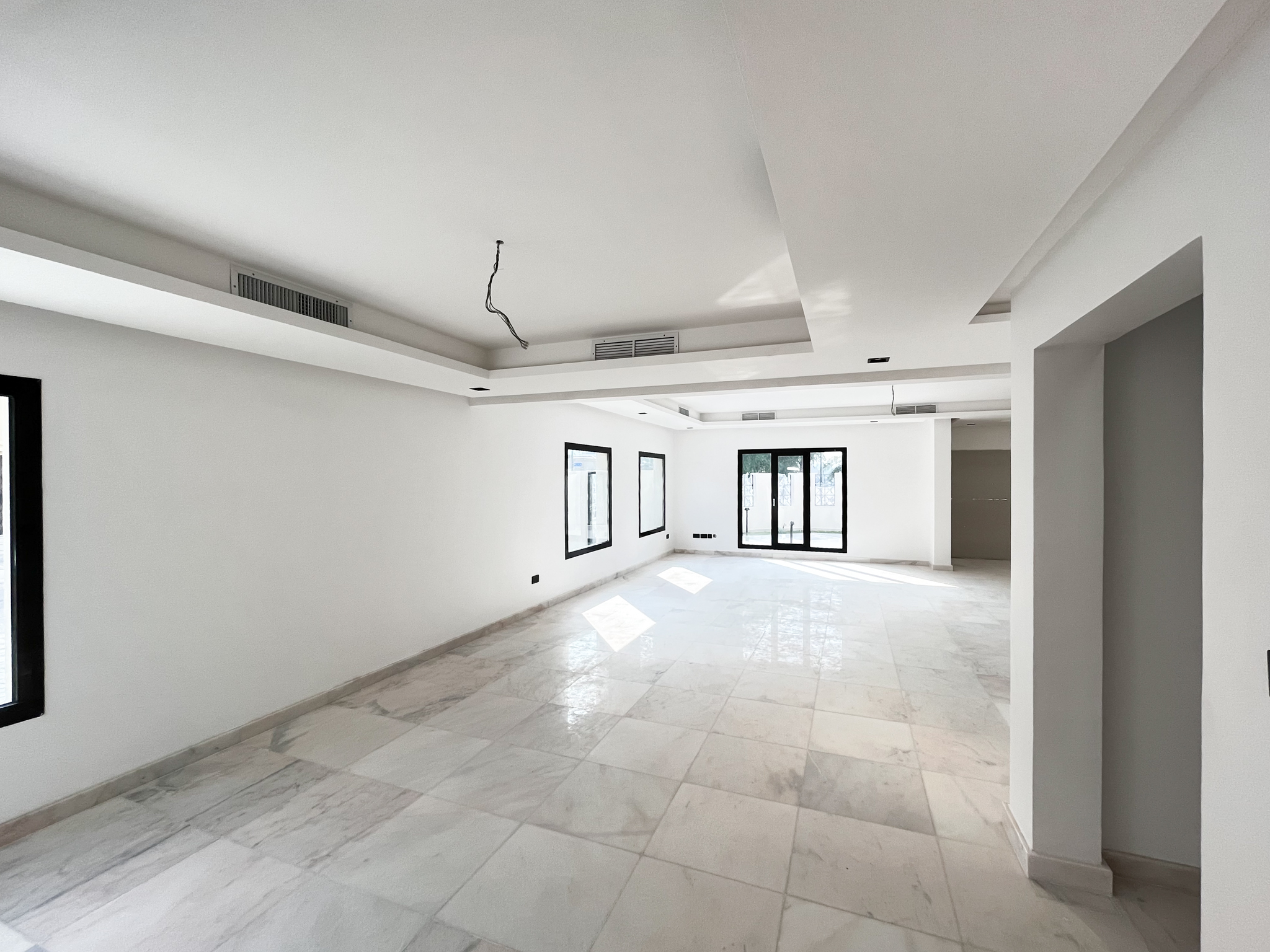 Shamiya- brand new, four master bedroom villas /private yards Horizon ...