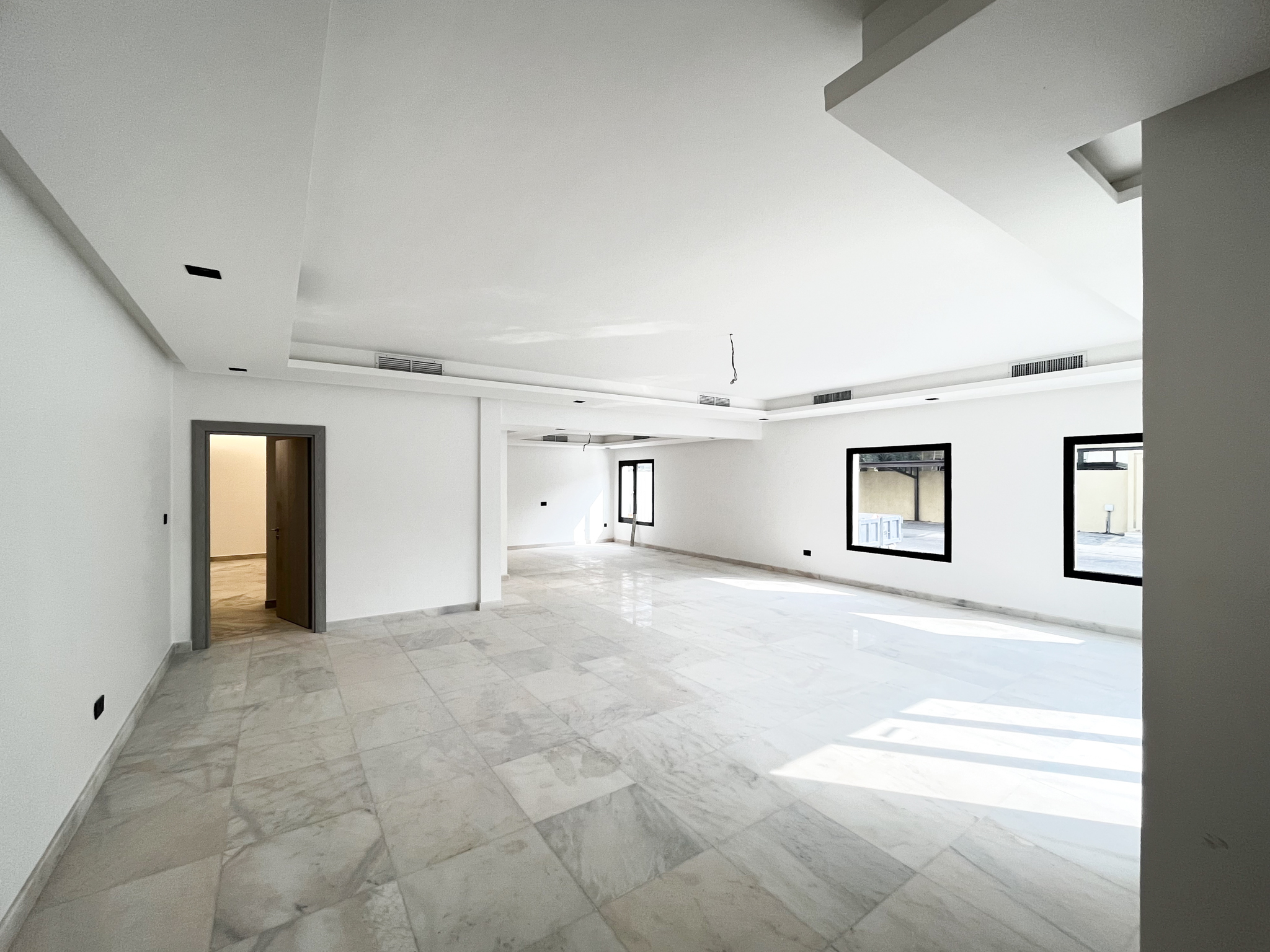 Shamiya- brand new, four master bedroom villas /private yards Horizon ...