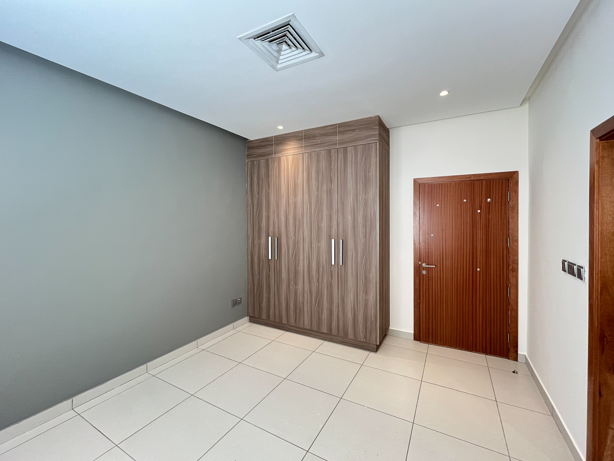 Jabriya - two master bedroom apartment Horizon Q8 & Yarmouk United Real ...