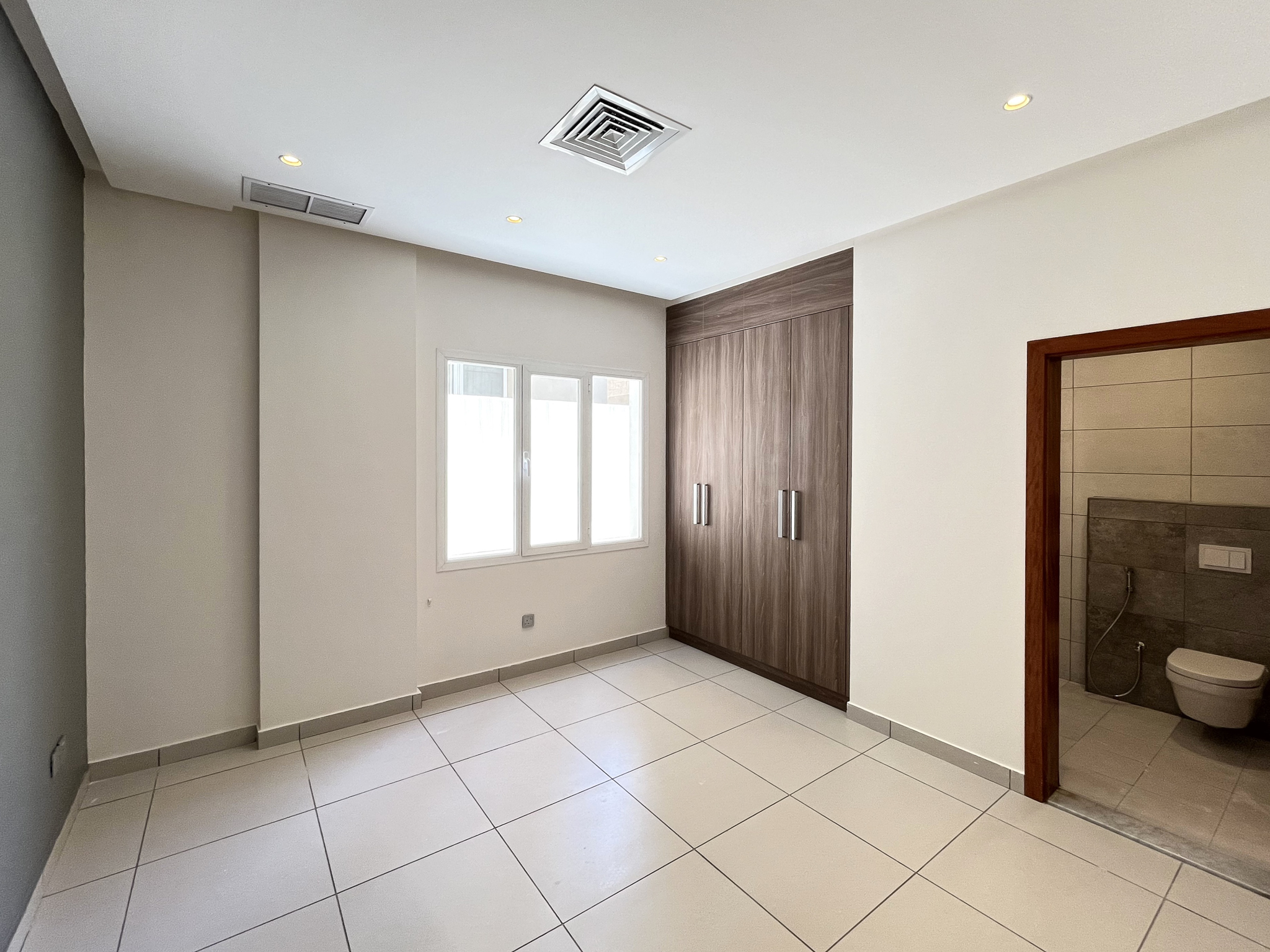 Jabriya - two master bedroom apartment Horizon Q8 & Yarmouk United Real ...