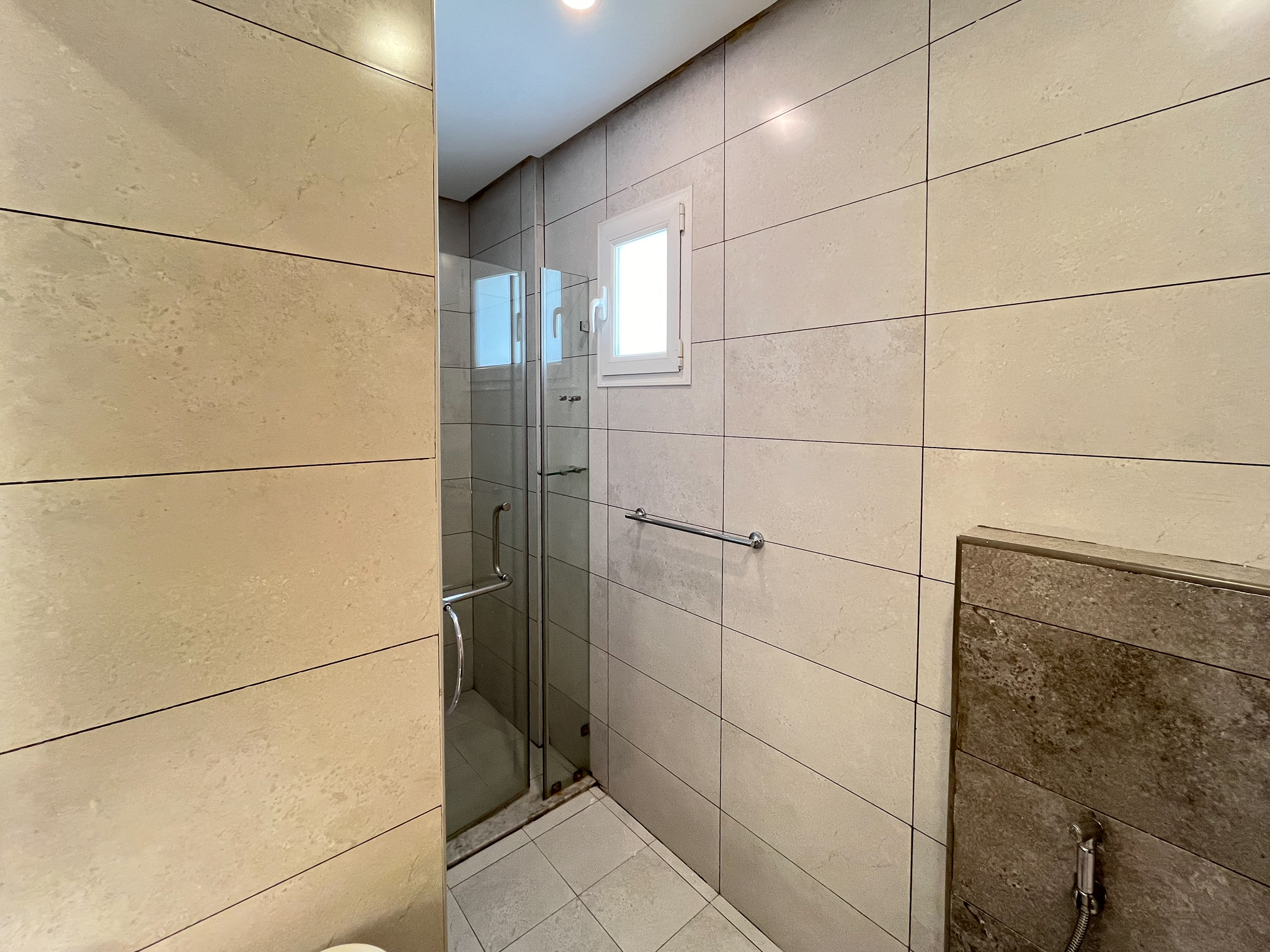 Jabriya - two master bedroom apartment Horizon Q8 & Yarmouk United Real ...