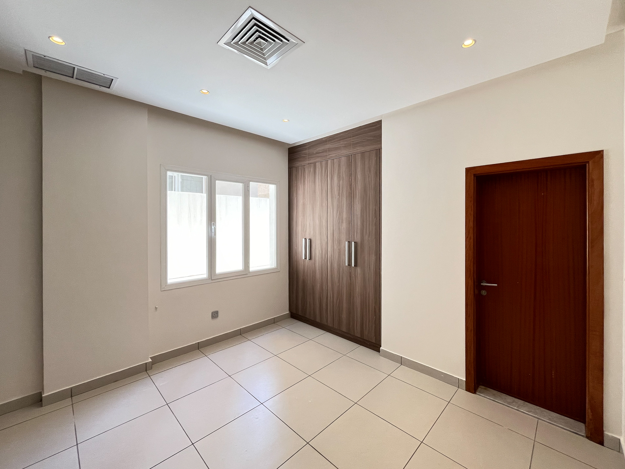 Jabriya - two master bedroom apartment Horizon Q8 & Yarmouk United Real ...