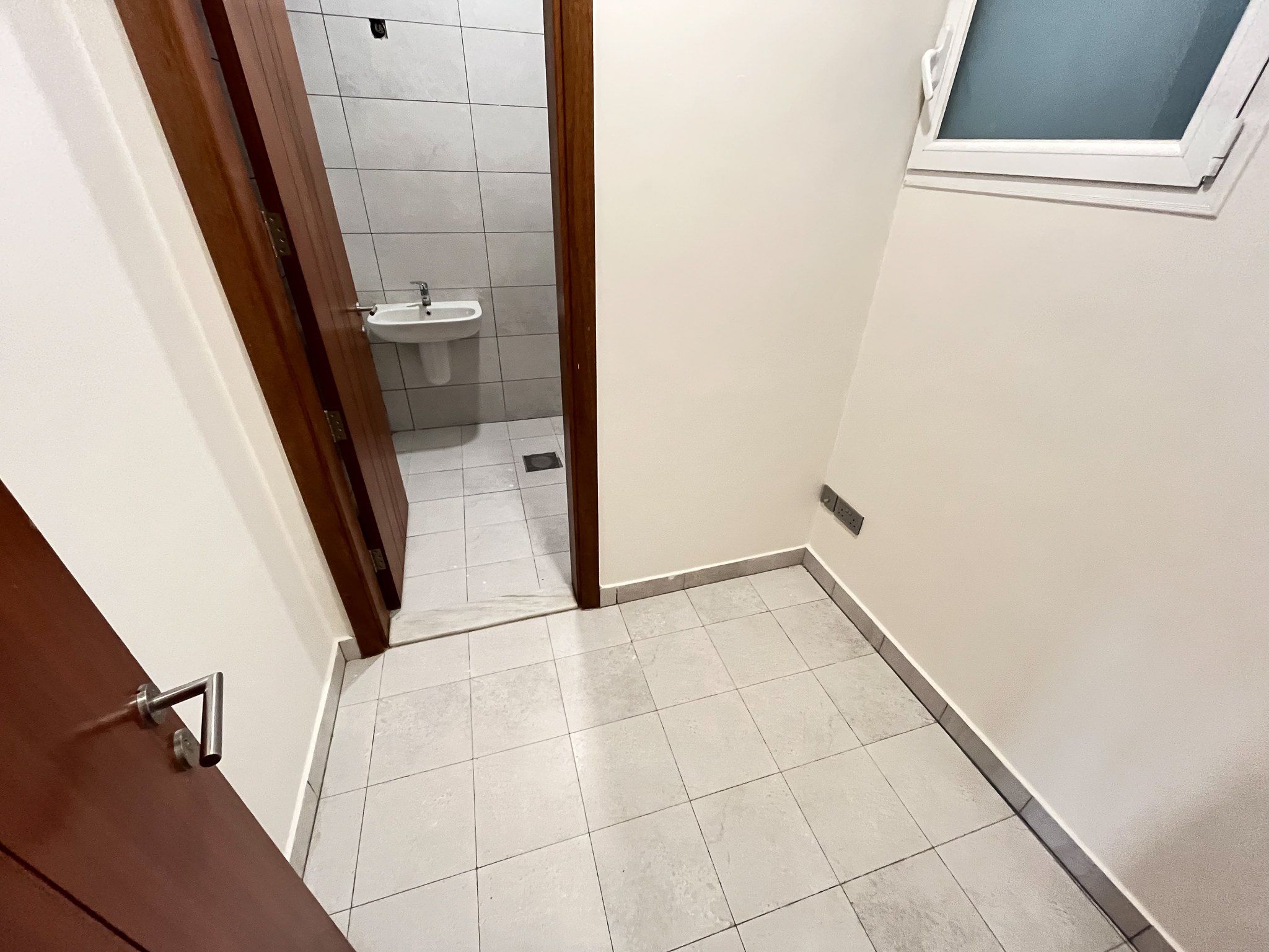 Jabriya - two master bedroom apartment Horizon Q8 & Yarmouk United Real ...