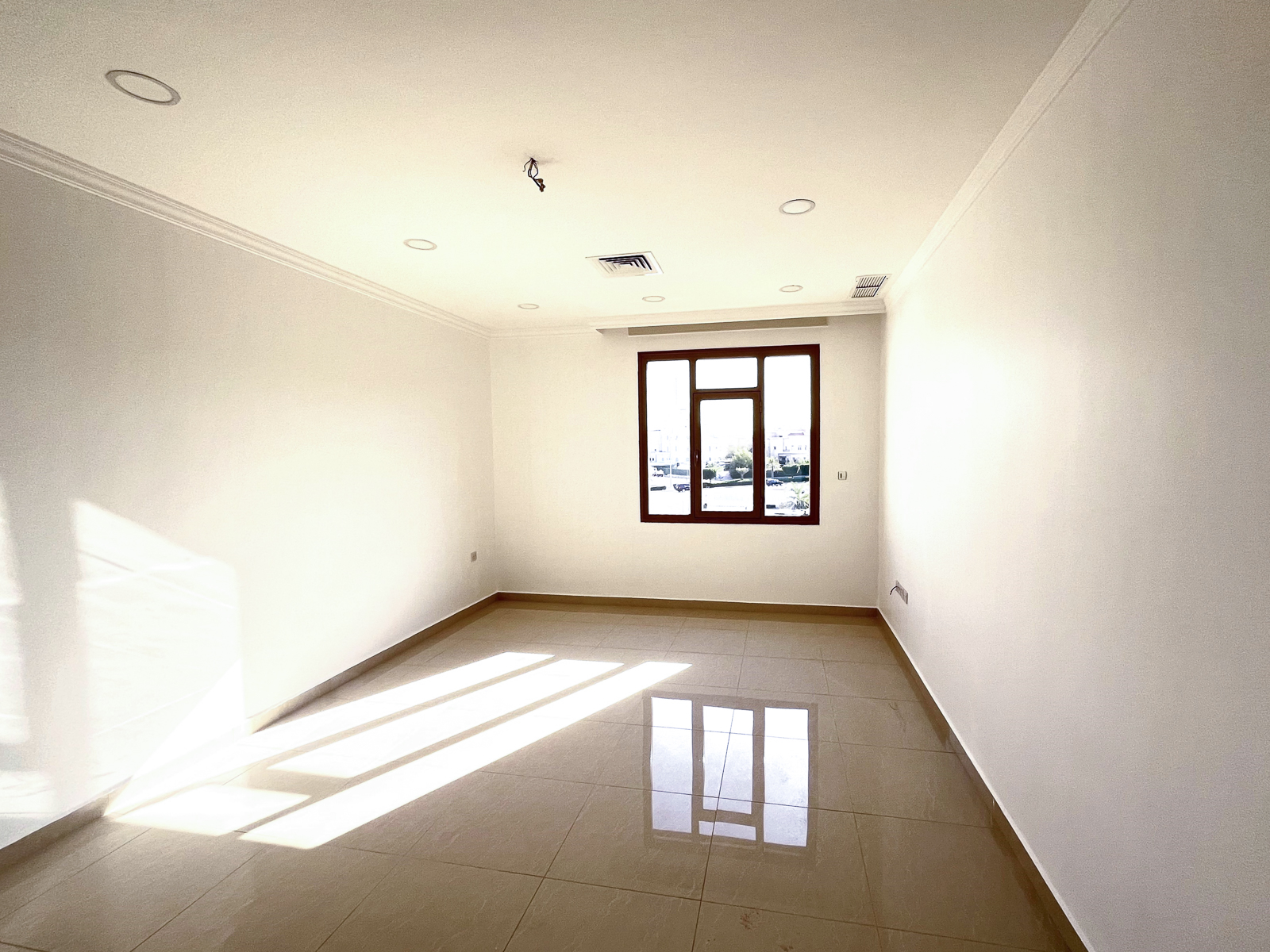 Abu Fatira - for rent, new, unfurished three bedroom apartment Horizon ...